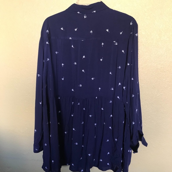 Emma James | Tops | Emma James Womens Top Navy | Poshmark